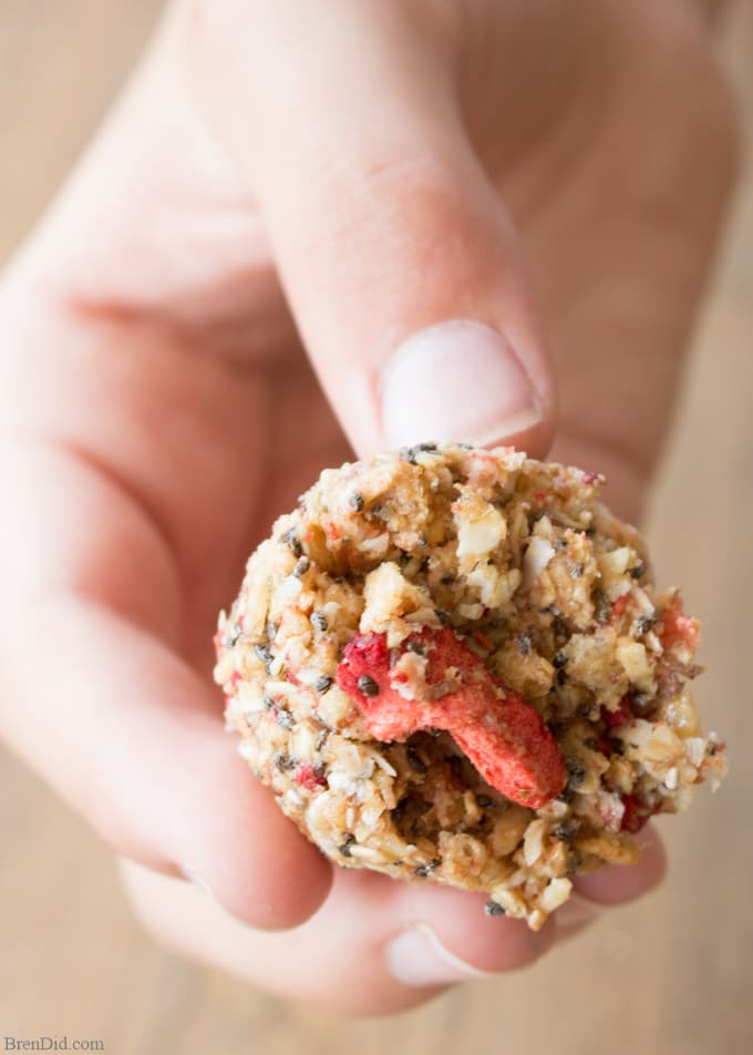 Crispy Strawberry Energy Balls... Healthy No Bake Snack for Kids - Bren Did
